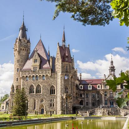 Guide de Voyage de Pologne - Château de Moszna | Le Voyage Autrement Guide de Voyage de Pologne - Château de Moszna | Le Voyage Autrement