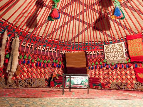 Guide de Voyage du Kirghizistan - L'Expérience Yourte | Le Voyage Autrement