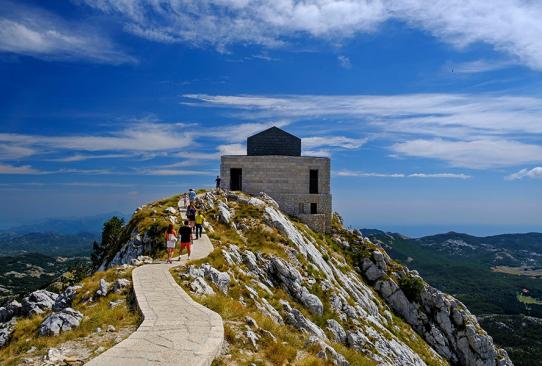 Guide de Voyage du Monténégro - Mont Lovcen | Le Voyage Autrement