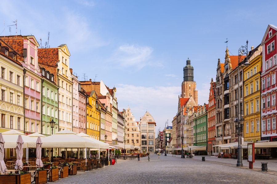 Pologne - Varsovie, la capitale qui renaît de ses cendres | Le Magazine ...